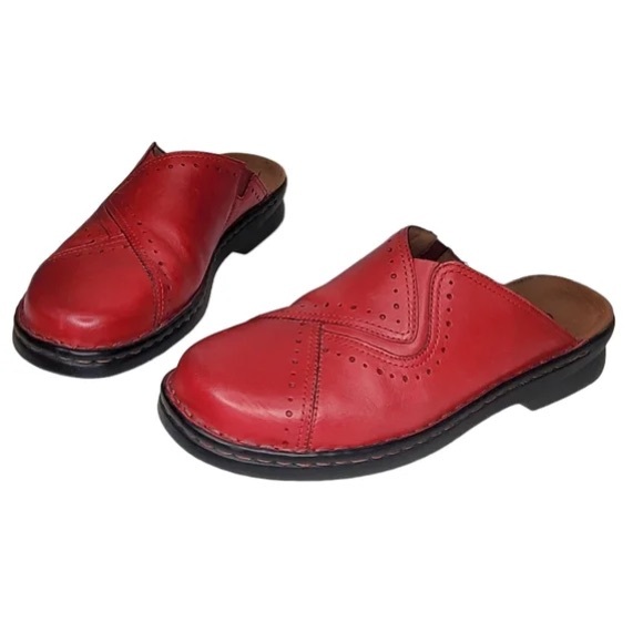 Clarks | Shoes | Clarks Womens Red Slip On Mules Blood Red Clogs Size 1 ...